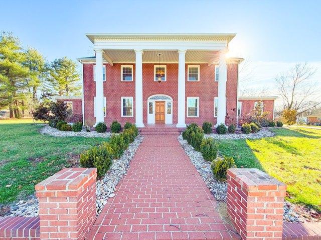 621 Highway 64 E, Pulaski, TN 38478