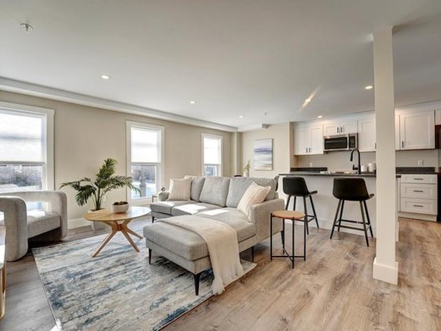 621 Islington St Ste B, Portsmouth, NH 03801