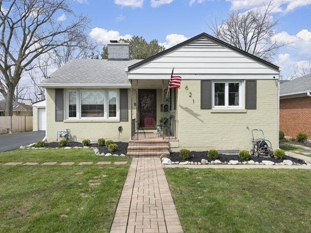 621 Oriole Ave N, Park Ridge, IL 60068