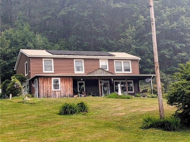 621 Looker Mountain Trl, Bradford, PA 16701
