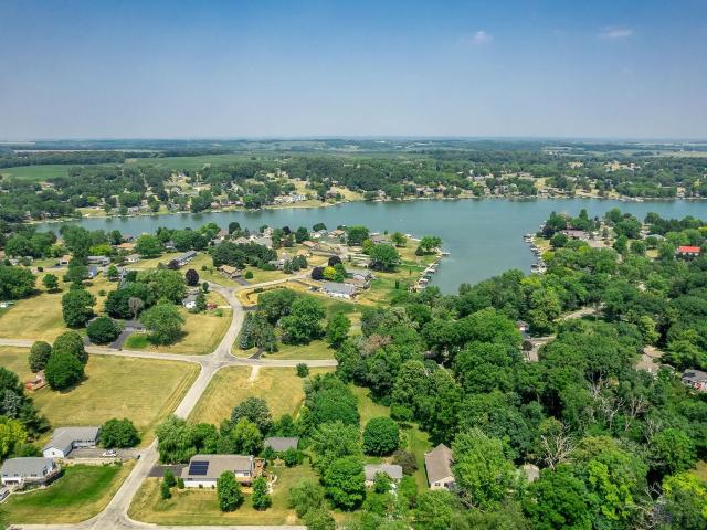621 Lake Summerset Road