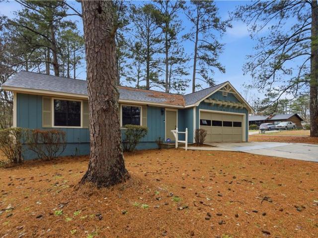 621 Maple Dr, Riverdale, GA 30274 | MLS #7766