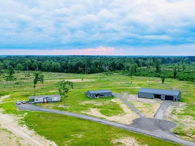 621 Miller County 226, Texarkana, AR 71854