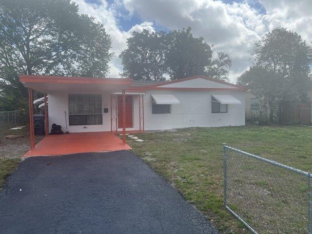621 N 71st Ave, Hollywood, FL 33024