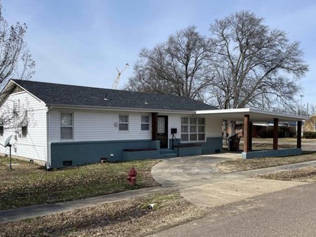 621 N Lemons St, Wynne, AR 72396
