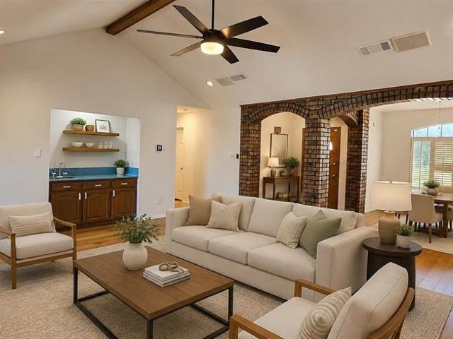 621 New Hope Rd E, New Hope, TX 75071 | MLS #21209