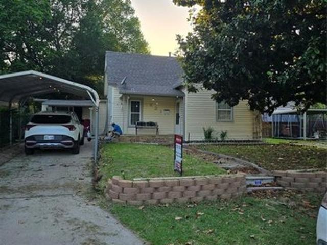621 NE H St, Ardmore, OK 73401