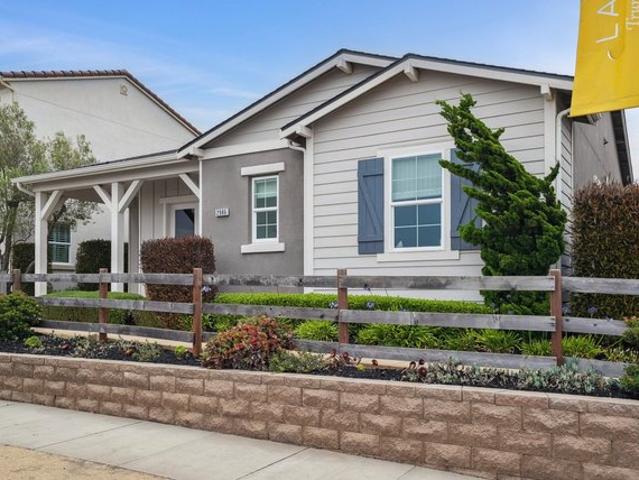 621 Santa Lucia Way, Marina, CA 93933