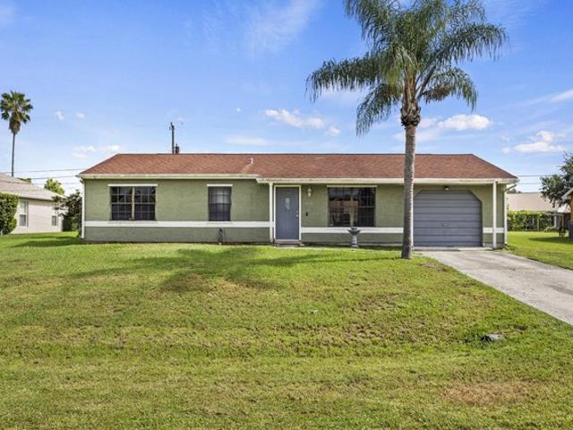621 SW Stillman Ave, Port Saint Lucie, FL 34953