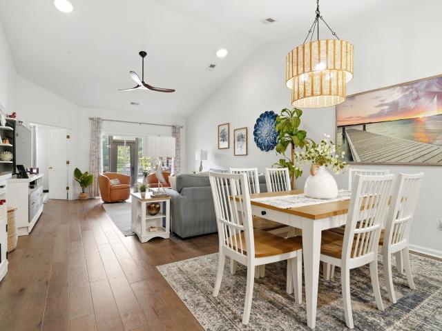 621 Pinehurst Ln. 92A