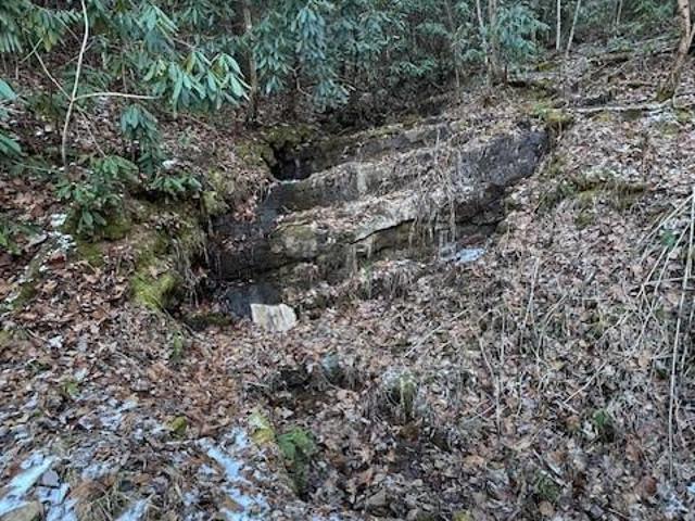 621 Round Top Road