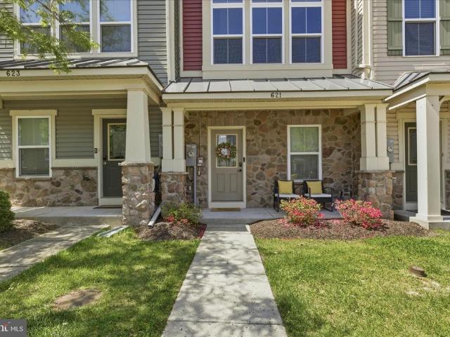 621 Ravenwood Drive