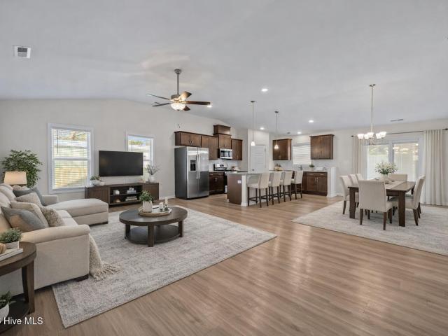 621 West Beaufort Road