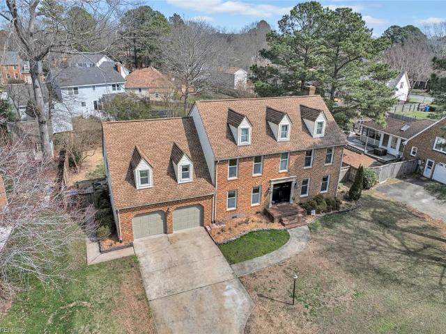 621 Wickwood DR