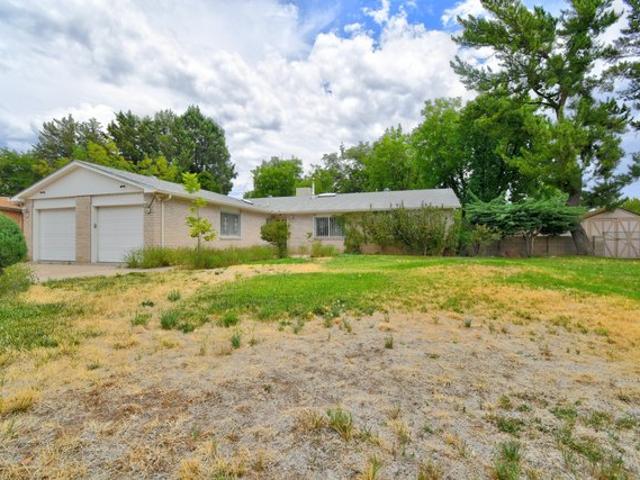 6224 Katson Ave NE, Albuquerque, NM 87109