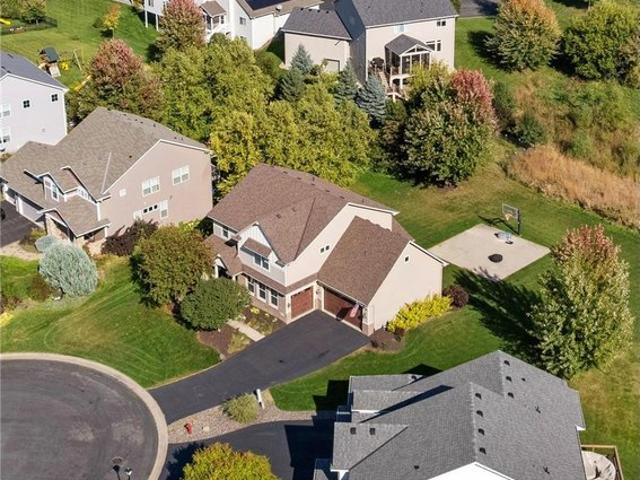 6224 Urbandale Ln N, Maple Grove, MN 55311