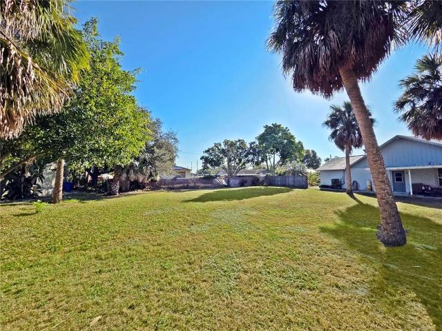 6225 Flamingo Dr, Apollo Beach, FL 33572 | MLS #TB8453