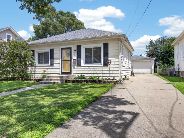 6225 32nd Ave