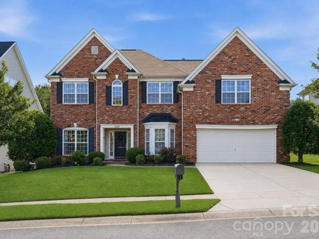 6226 Castlecove Rd, Charlotte, NC 28278