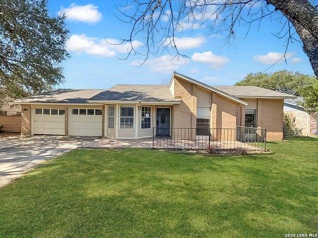 6227 Cairo Dr, San Antonio, TX 78229