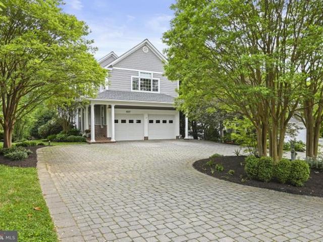 6227 Cottonwood St, McLean, VA 22101