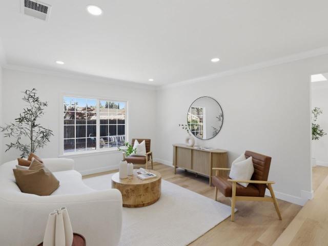 6227 Gibson Court