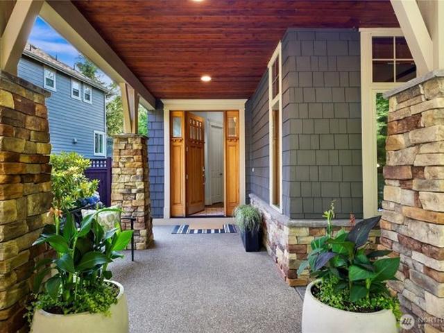 6227 Whitaker Ln SE, Snoqualmie, WA 98065