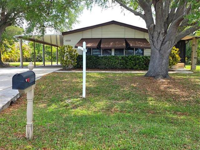 6228 Falcon Dr, Englewood, FL 34224 | MLS #N6143