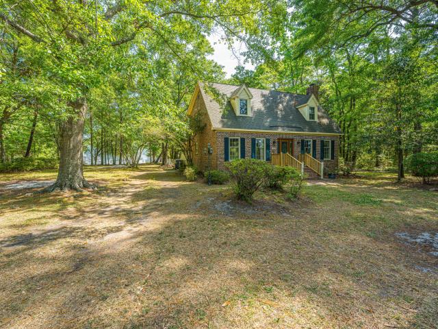 6228 Hollywood Dr, Hollywood, SC 29449 | MLS #26011 | Compass