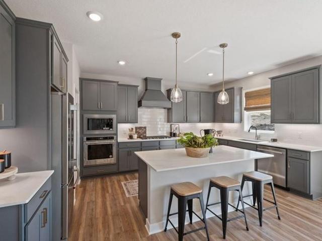 6228 Jennifer Ave S, Cottage Grove, MN 55016