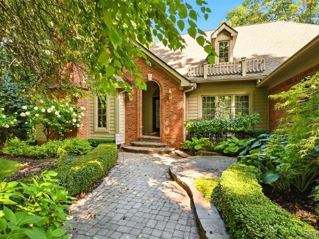 6228 Windemere Point