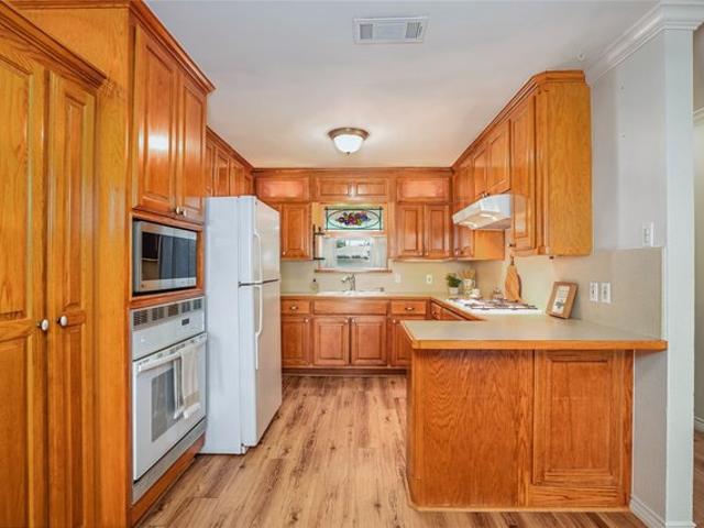 6229 Maurie Dr, Watauga, TX 76148