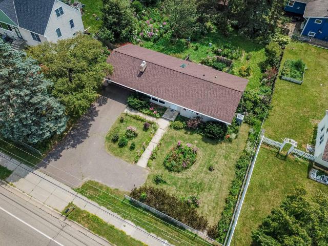 6229 10th Street N