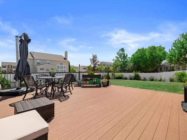 6229 95th Ave