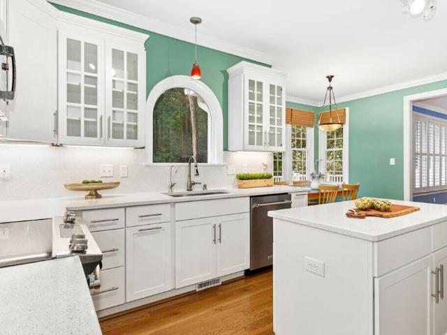 6220 King Croydon Court