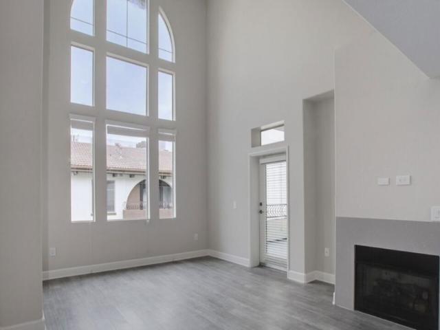 6220 W 3rd Street 420