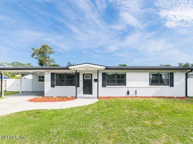 6221 Ashwood Ln, Jacksonville, FL 32277