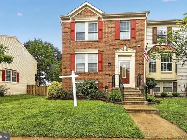 6221 Bella Dr, Centreville, VA 20121