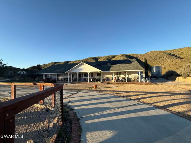 6221 Elizabeth Lake Rd, Leona Valley, CA