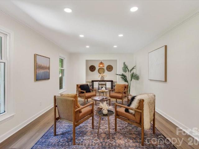 6221 Woodbridge Road