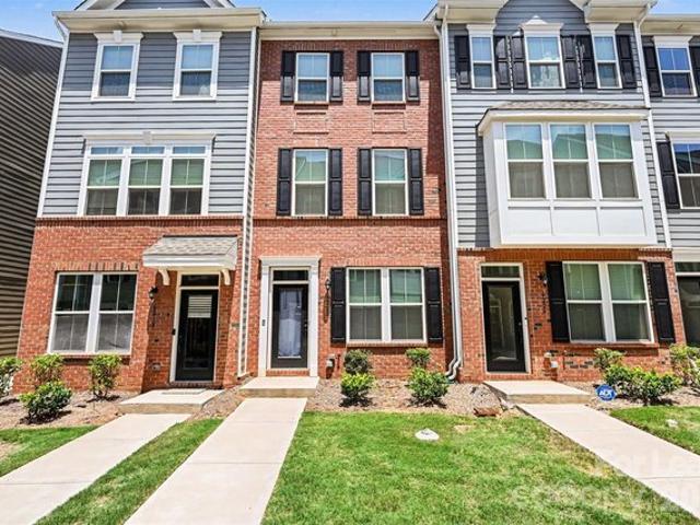 6222 Cleburne Ct, Charlotte, NC 28217