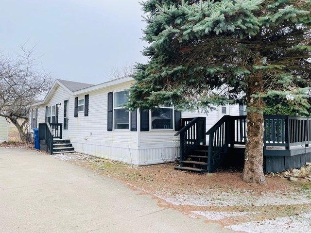 6222 Greenbriar, White Lake, MI 48383