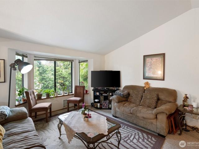 6222 54th Avenue Ct W
