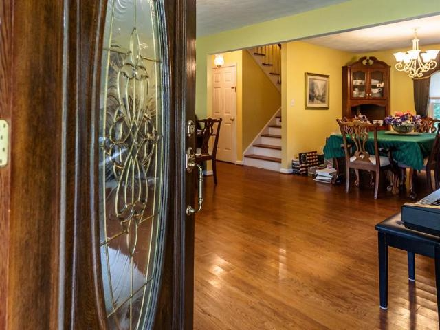 6223 Oakville Road