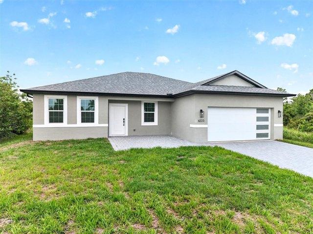 6223 Emmonsdale St, Port Charlotte, FL 33981