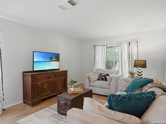 6223 Higbee Ml