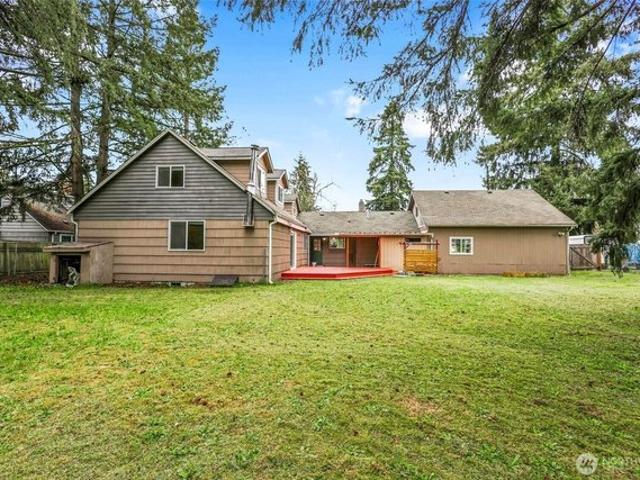 622 141st St S, Parkland, WA 98444