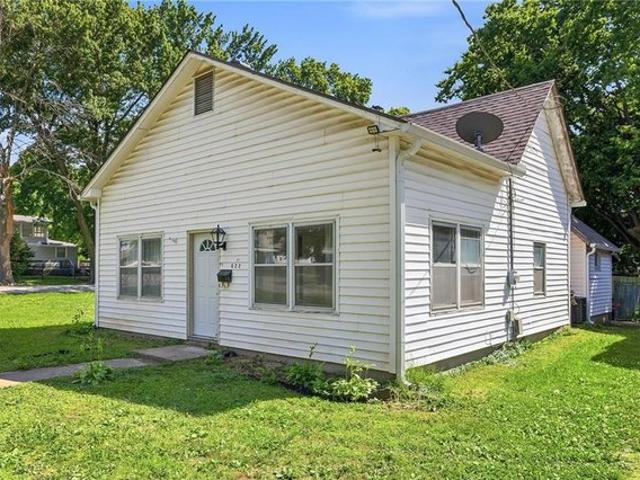 622 C St, Belton, MO 64012