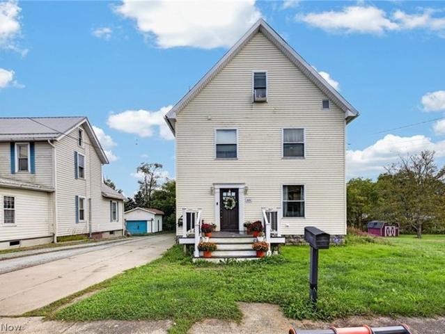 622 Columbia St, Leetonia, OH 44431