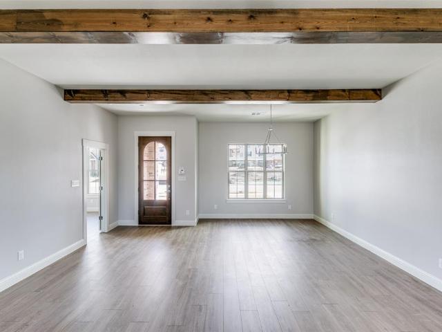 622 Community Lane